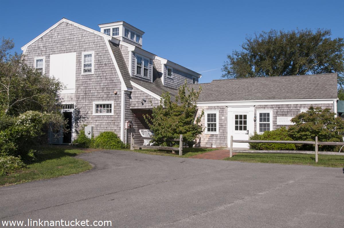 1 Gardner Perry Lane