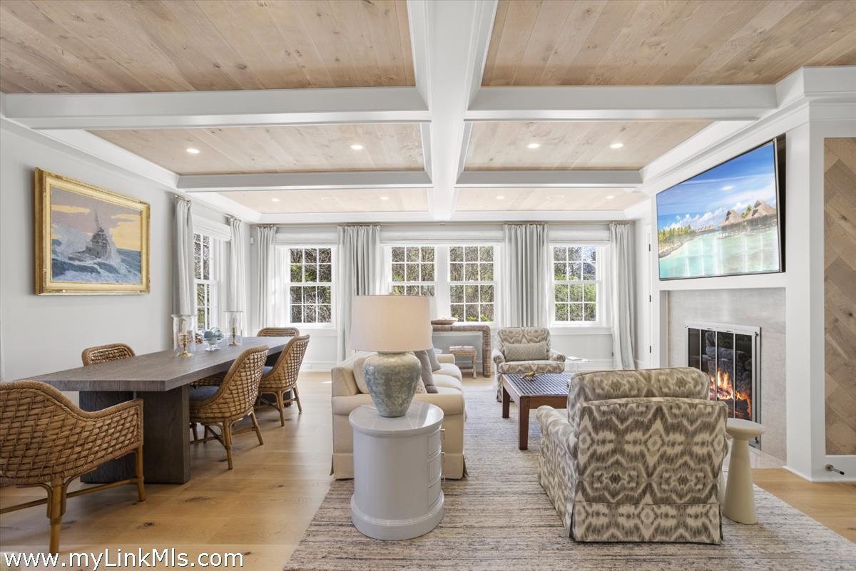 20 West Chester Street