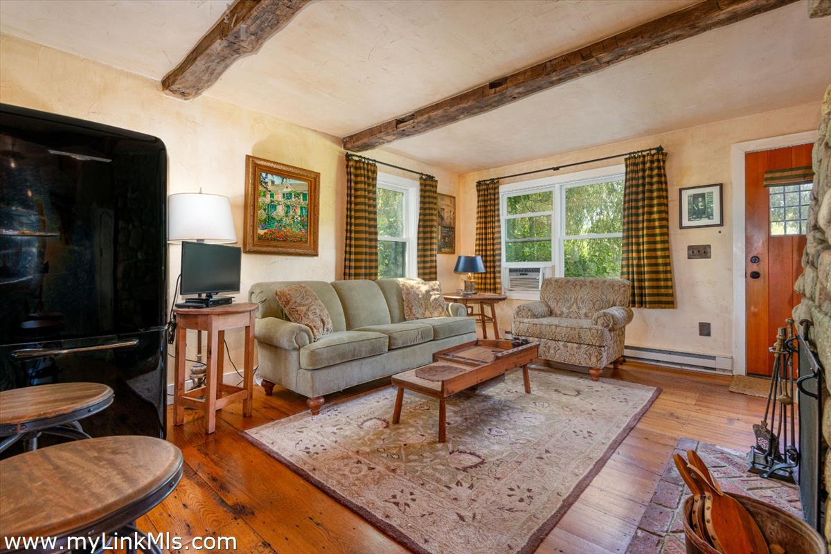 54 & 56 Meadow View Drive