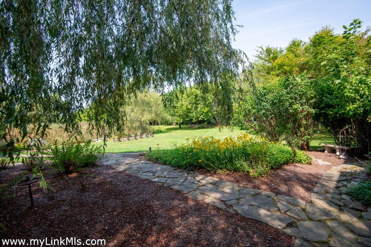 54 & 56 Meadow View Drive