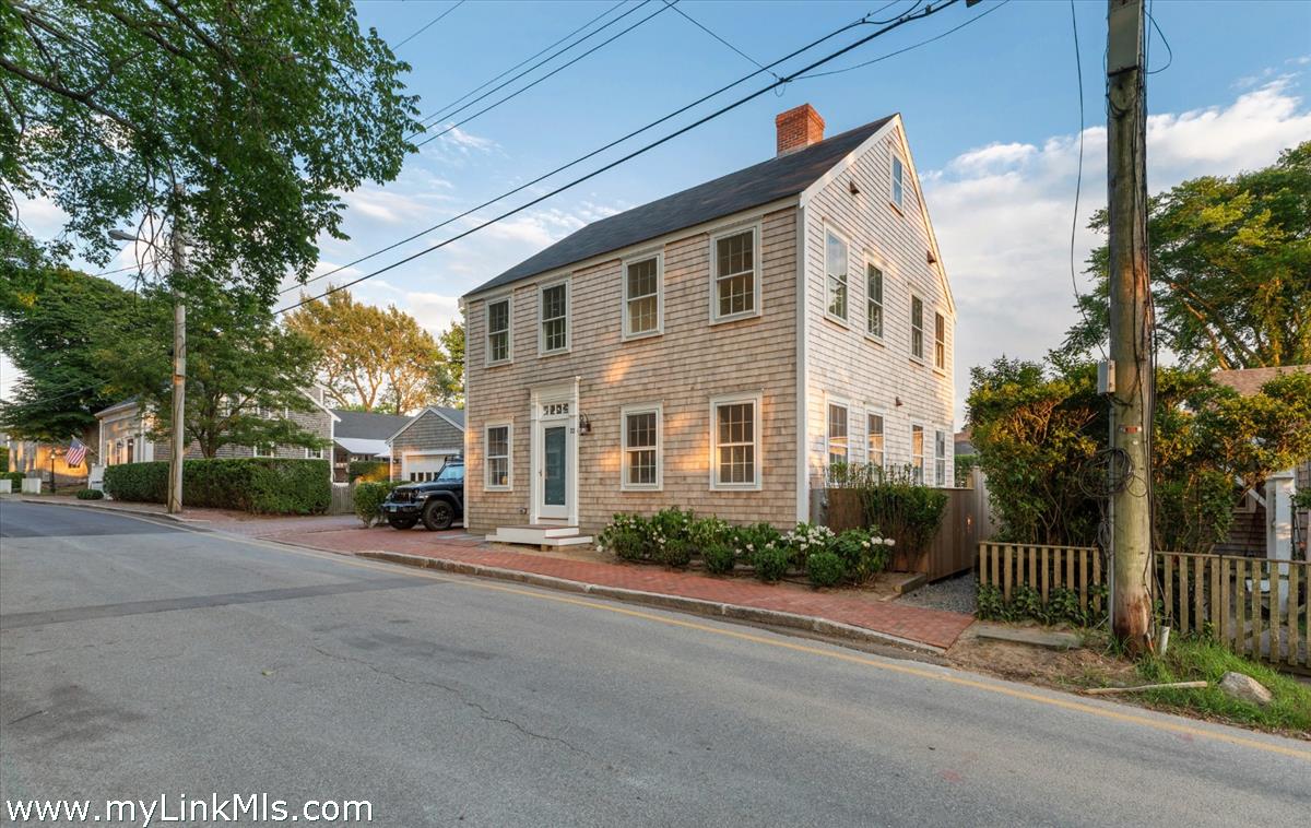 22 Vestal Street