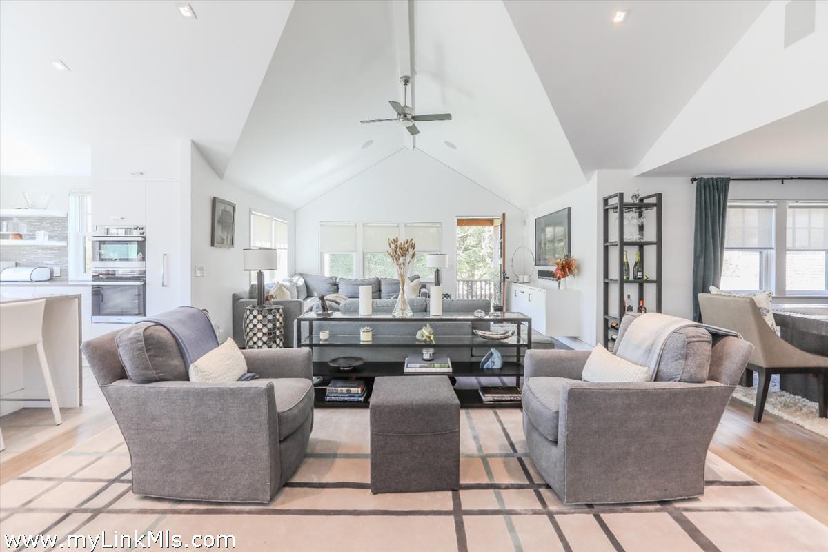 32 Hooper Farm Road