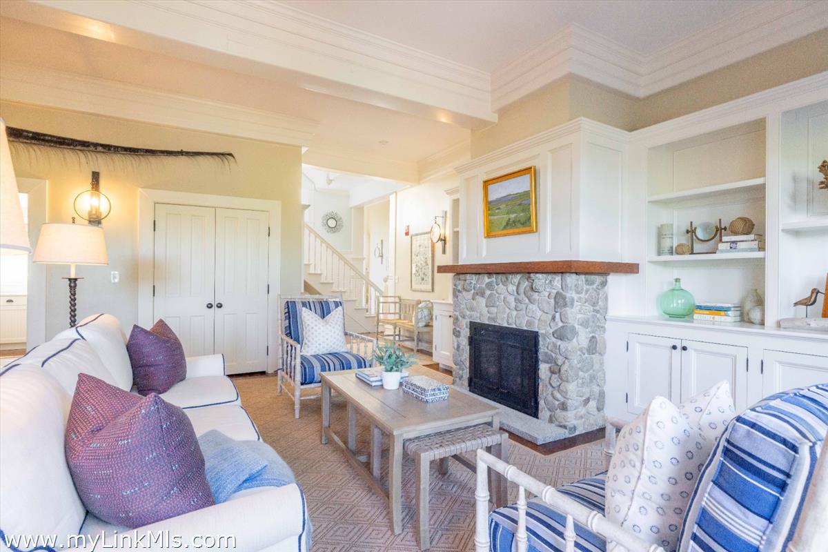 5D Stone Barn Way